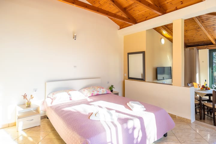 Sea View Studio At Ionian Balcony Hotel - Cephalonia