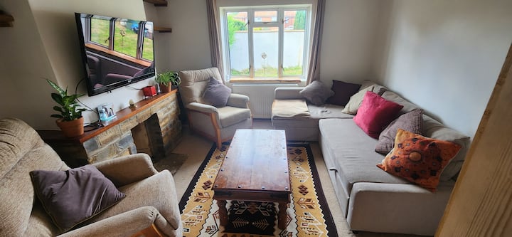 Cosy Home Off Glastonbury High Street - Glastonbury