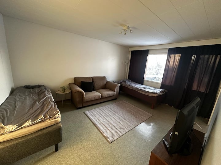 Majoitus Neljälle, Ilmaisella Pysäköinnillä. - Kemi