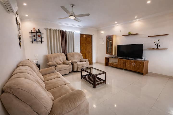 Sea View Flat Near Beach @ Rushikonda, Sagar Nagar - Visakhapatnam