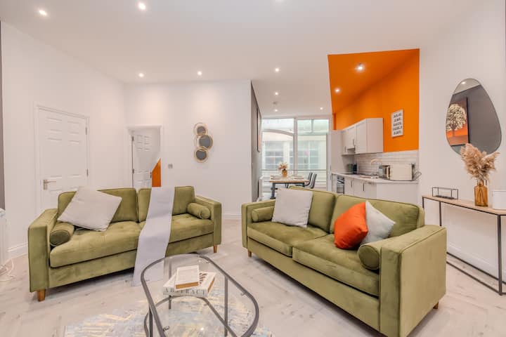 Central Three Bedroom Flats Sleep 14 Guests - Brighton