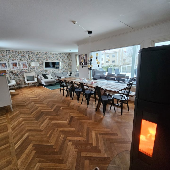 Charmigt Hus Med Pool I Centrala Växjö - Växjö