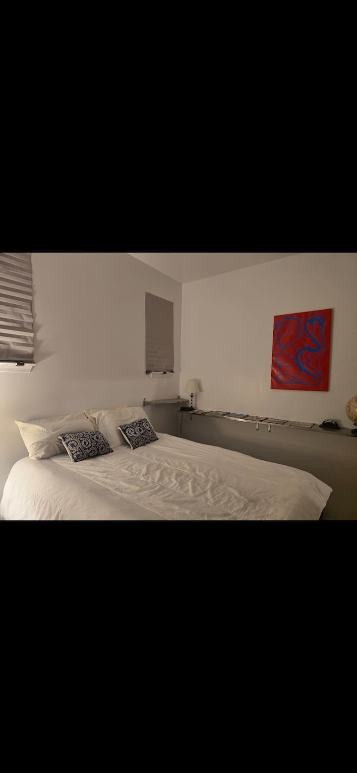 Huge One Bedroom Apartment; High Ceilings - Montclair, NJ