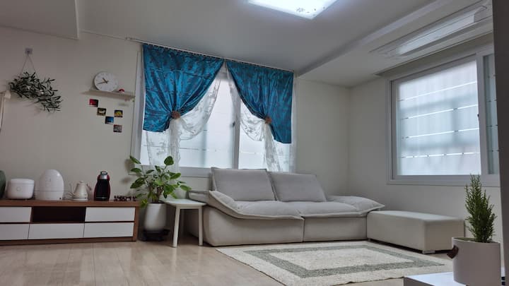 수성 호수하우스(Suseong Lake House) - Daegu