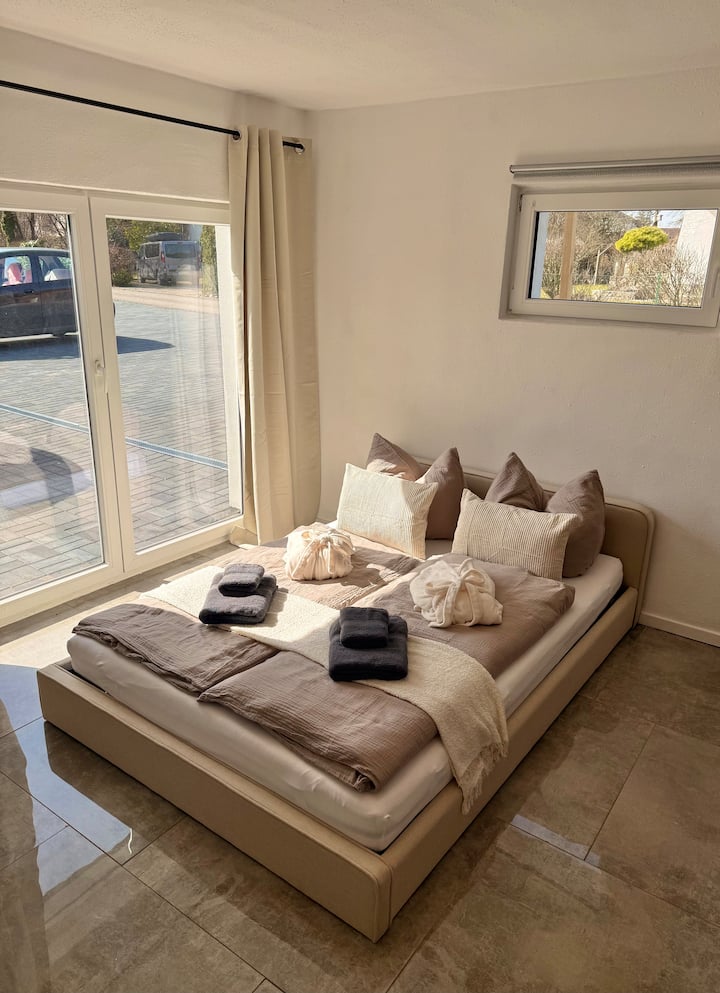 Modernes Apartment Mit Terrasse & Parkplatz - Trostberg