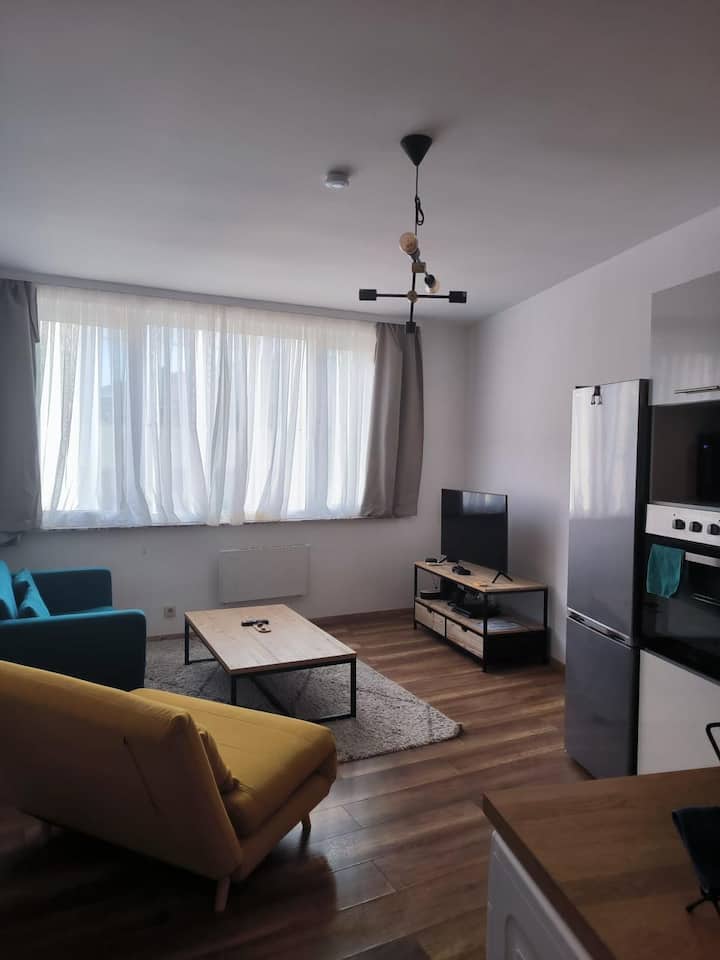 Sleek Studio Near Madou & Royal Park | Eu Area - Bryssel