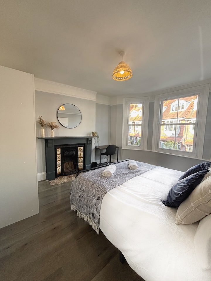 Stylish 1-bed Flat Central Tunbridge Wells - Royal Tunbridge Wells