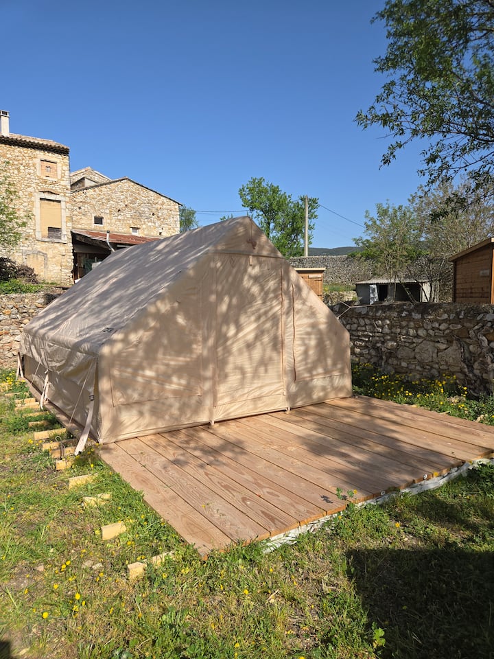 Camp-family — Escale Insolite D’itinérance - Pierrelatte