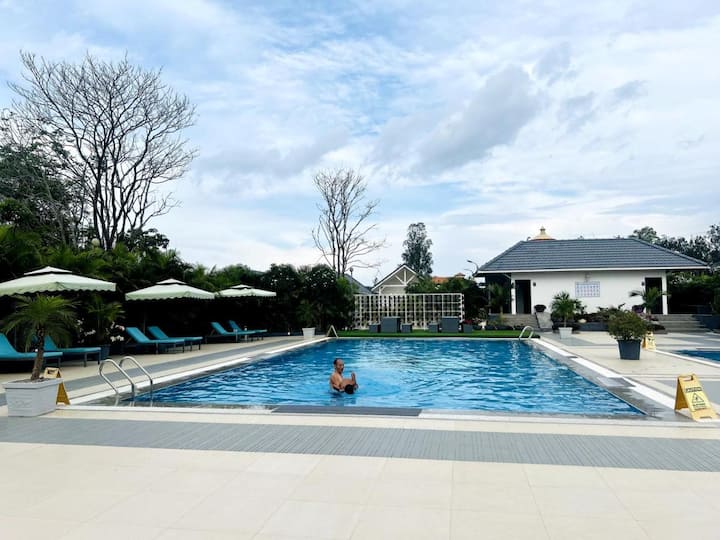 Tvr Villas With Bathtub And Pool - コダグ