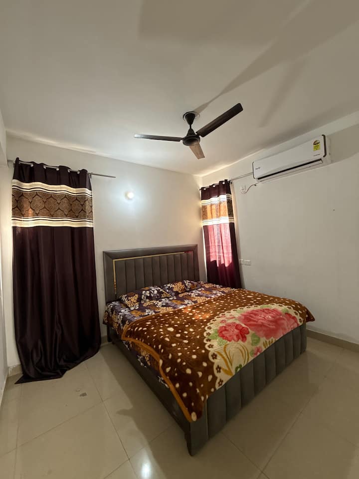 Welcome To Our Cozy Bnb! We’re Happy To Host You - Karnal