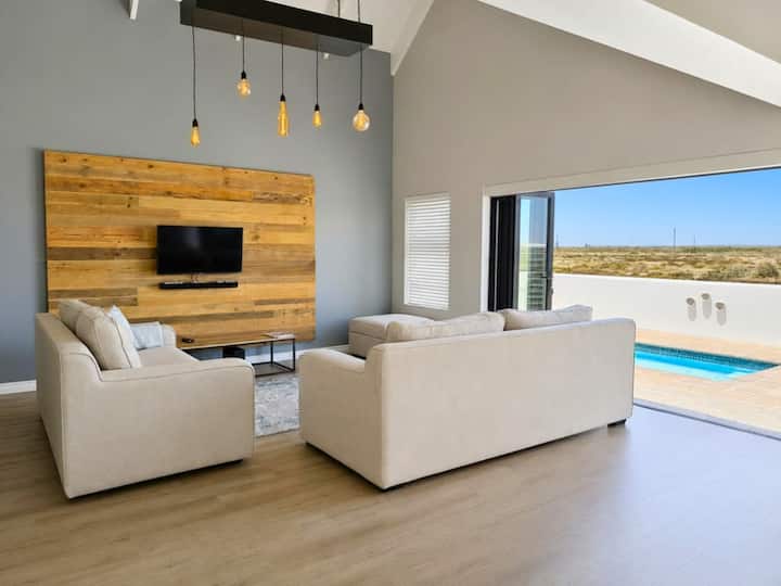 Sandy Feet: Modern Coastal Living, Dwarskersbos - Velddrif