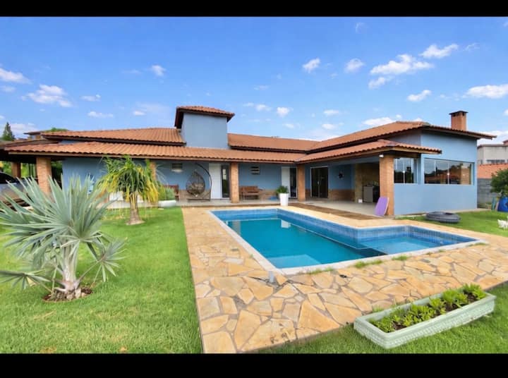 Casa Moderna Com Piscina E áRea Gurmet - Ibiúna