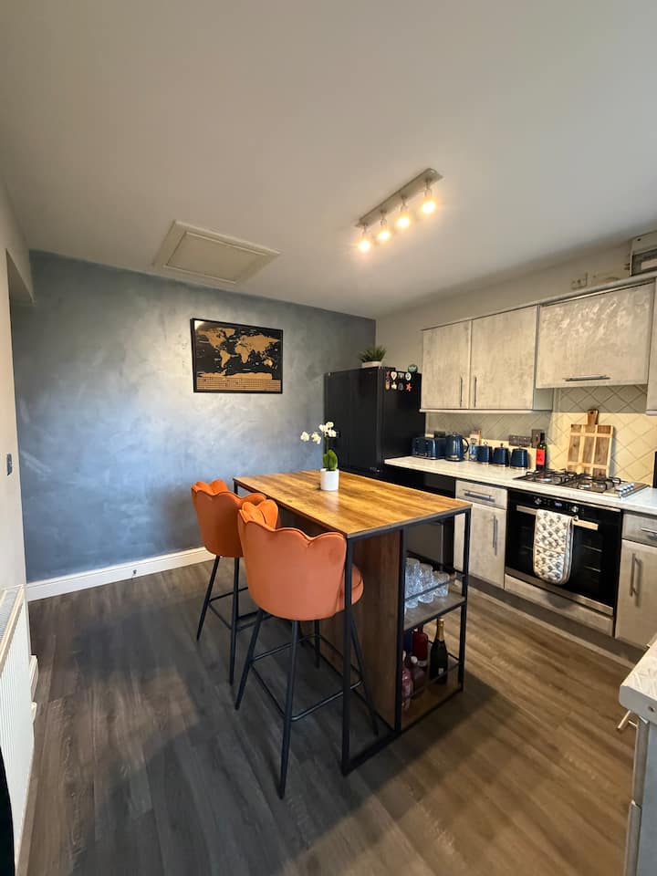 Countryside Home Near Restaurant, Spa &Golf Resort - Isle of Man