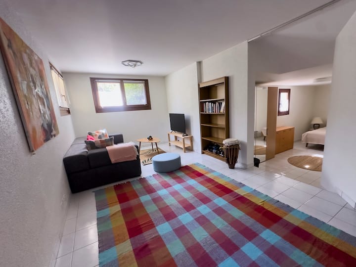 Quiet Versoix Apartment · Near Collège Du Leman - Ferney-Voltaire