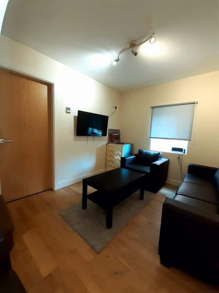 Cosy House Available In Ormskirk Centre - Ormskirk