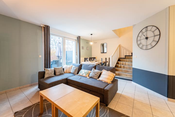 Le 7ᵉ Art – Maison Thème Cinéma, Garage & Jardin - Haguenau