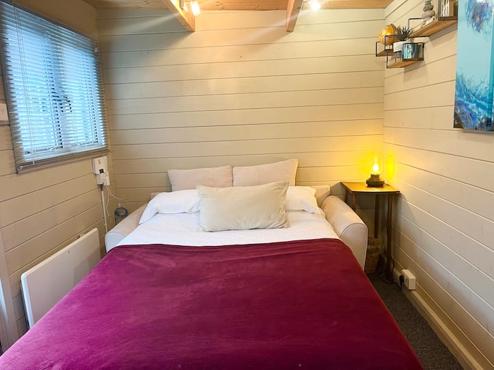 Cosy Cabin Room With Garden View - Felixstowe