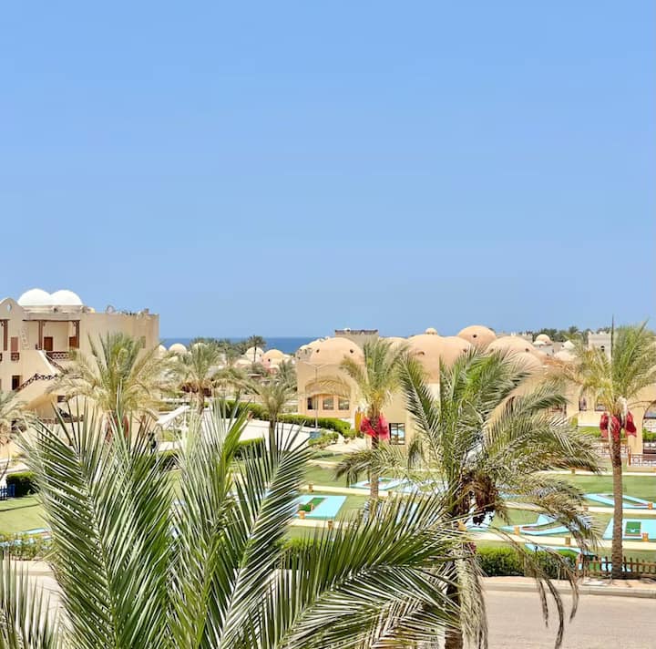 Cute Oriental Style Sea Views Beach Flat - Marsa Alam