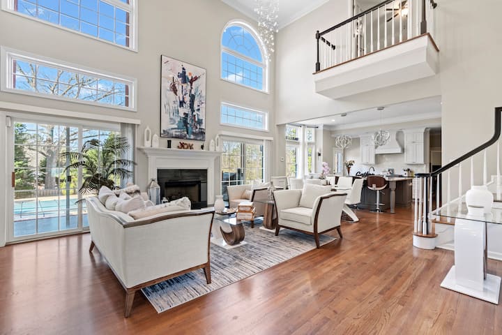 Spectacular Augusta Mansion - Augusta, GA