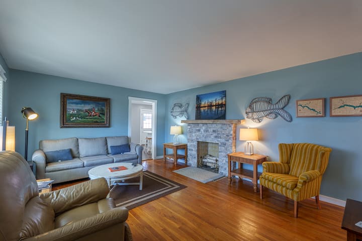 Spacious Florence Retreat | Near Lake - Muscle Shoals, AL