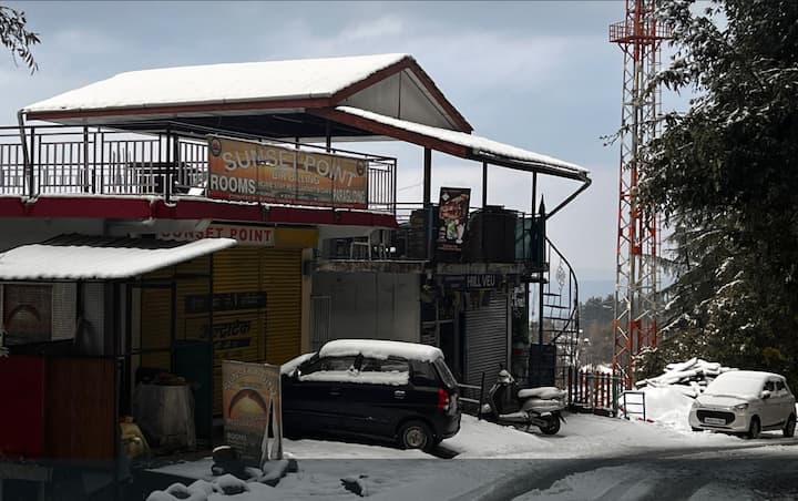 Sunset Point Home - Bir