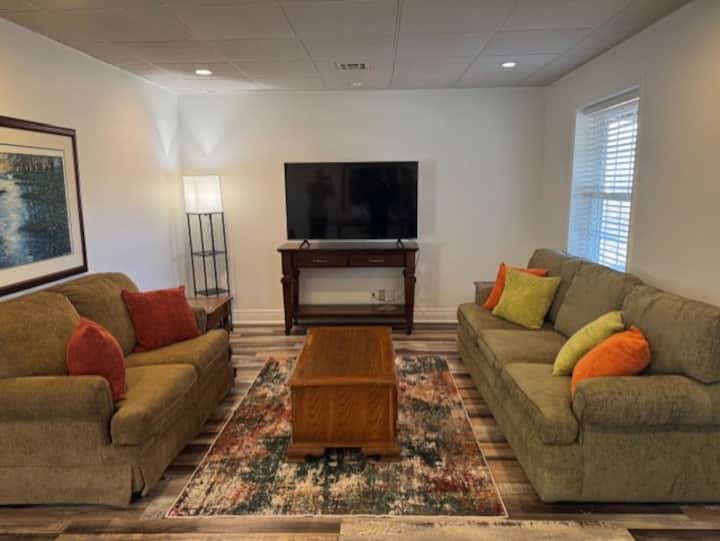 Cottage At Postoak Lodge And Retreat - Tulsa, OK