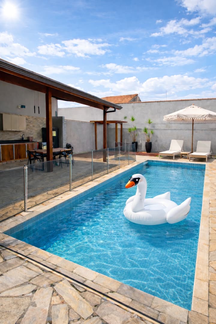 Casa 3 Quartos Confortável E Completa 500m Praia - Peruíbe