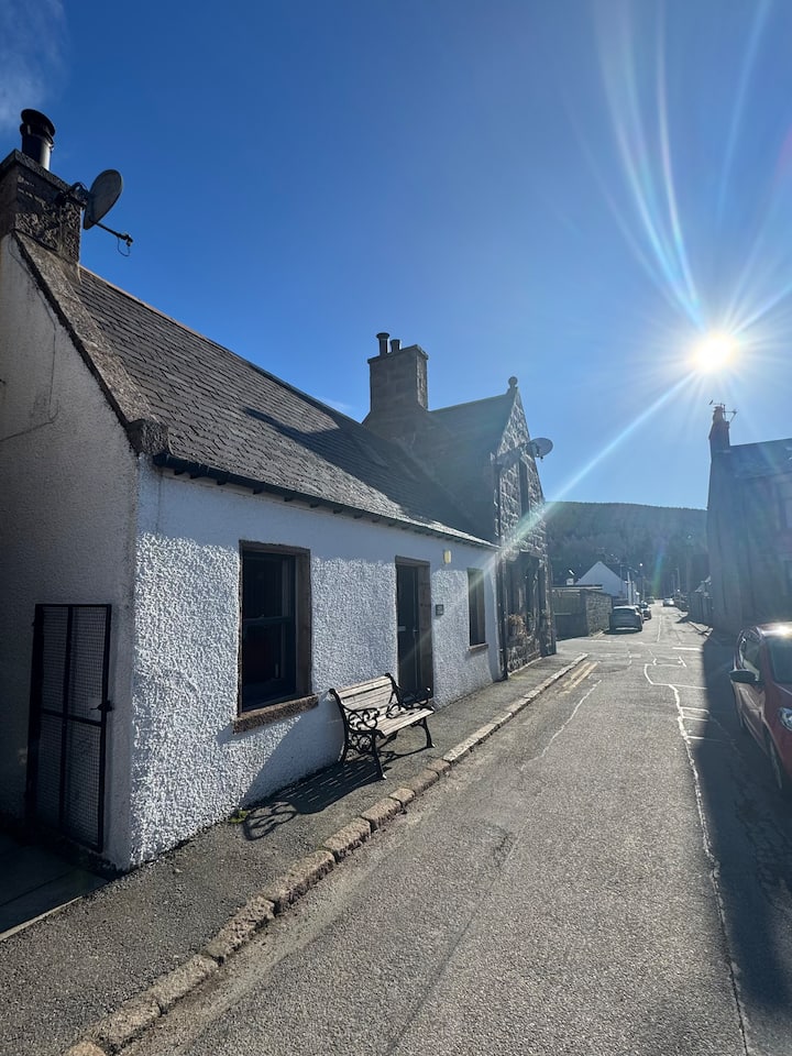 A Wee Hidden Gem In Royal Deeside - Ballater