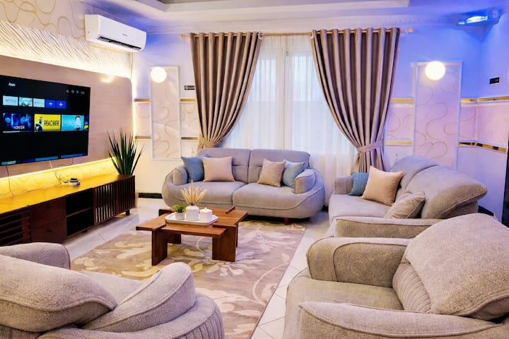 Modern 5-bedroom Family Home Near Palm Village - Tanzanie