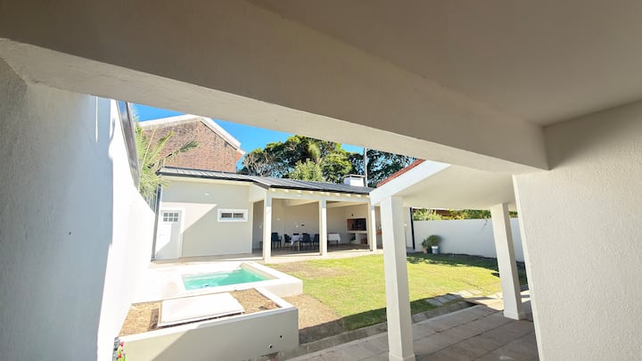 Casa Con Pileta Privada Y Quincho Con Parrilla - Federación