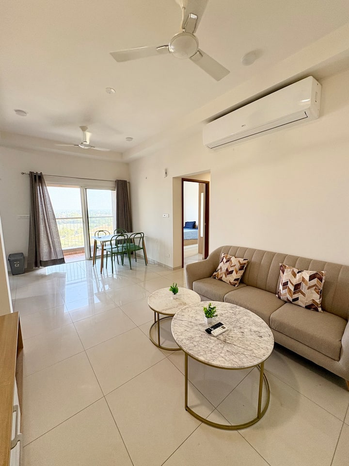 High Rise 2 Bhk Apartment Unobstructed Views - Gandhinagar