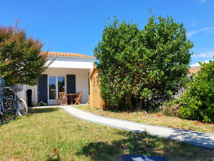 Petite Maison 40m2 Avec Jardin à 100m De La Plage - Île d'Oléron