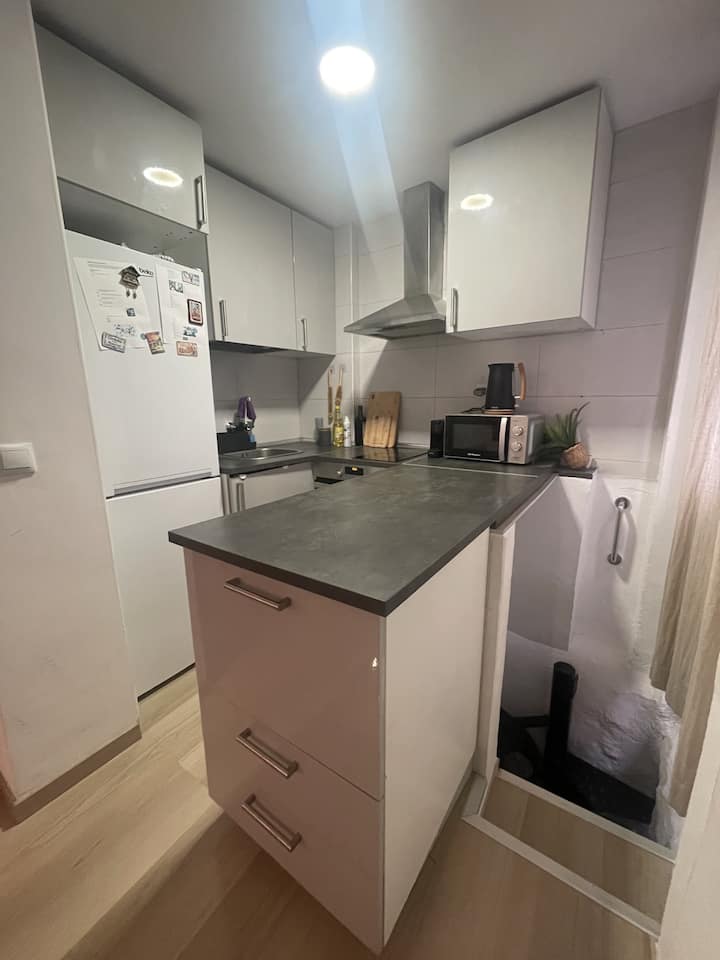 Bajo Frente Al Mar - Badalona