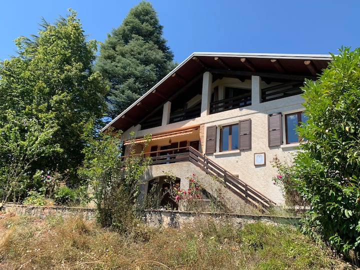Nouveau: Grande Maison Vue Lac Avec Piscine - Lac de Serre-Ponçon