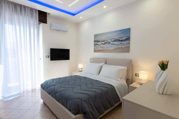 Modern Suite A Few Steps From The Station - Ercolano