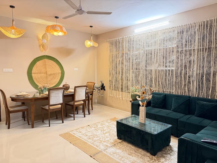 Casa Earth · Rise | Premium Boho 2bhk Central - Indore