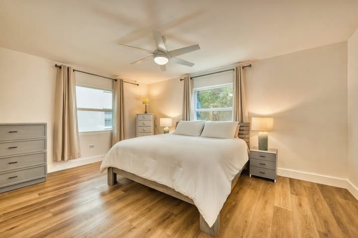 Serene 2bd In Heart Of West Bay, Close To Beach - Cayman Islands