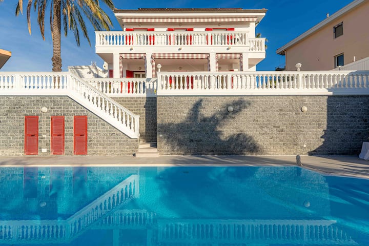 Villa Mediterranea Con Piscina E Vista Mare - Sanremo