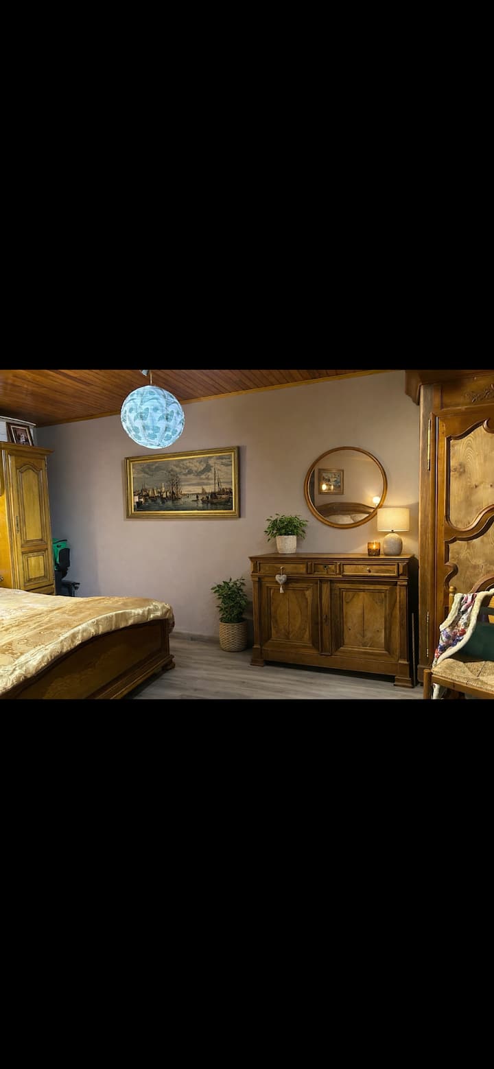 Auberges L’amitié Avec P.déjeuner +Repas à Meys - Francia