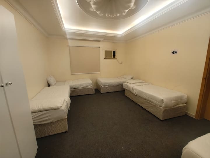 102 Nice Place Near To Al-haram With 4 Bed - Makkah