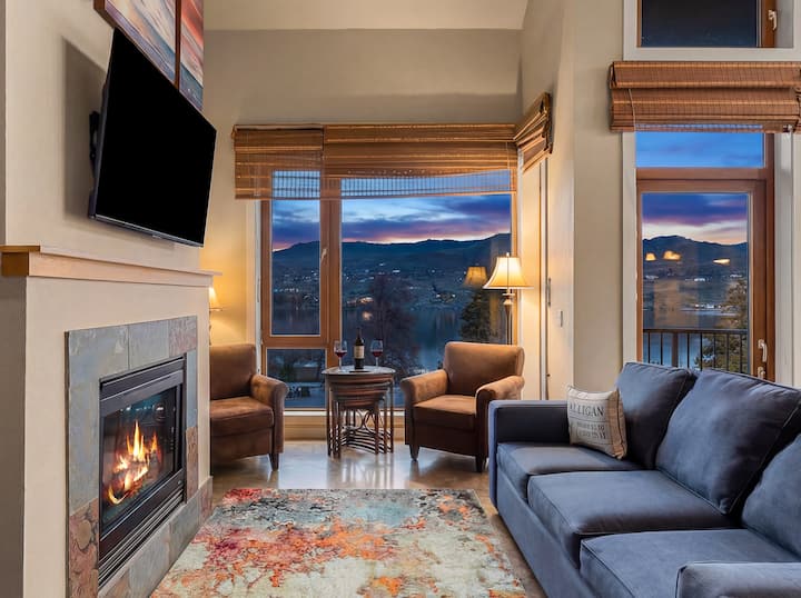 Lake Chelan Views | Top Floor Condo, Pool/hot Tub - Chelan, WA
