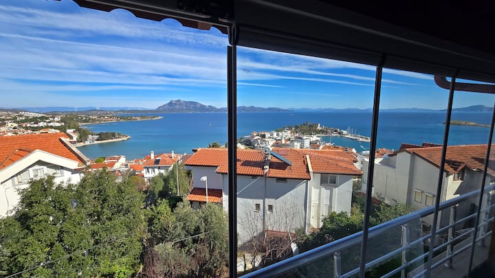 Datça Merkezde Işıl Işıl Deniz Ve Liman Manzaralı - Datça