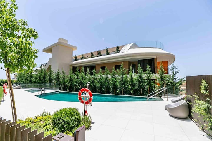 Higueron Luxx. Big Terrace + Views, Pool, Parking - Mijas