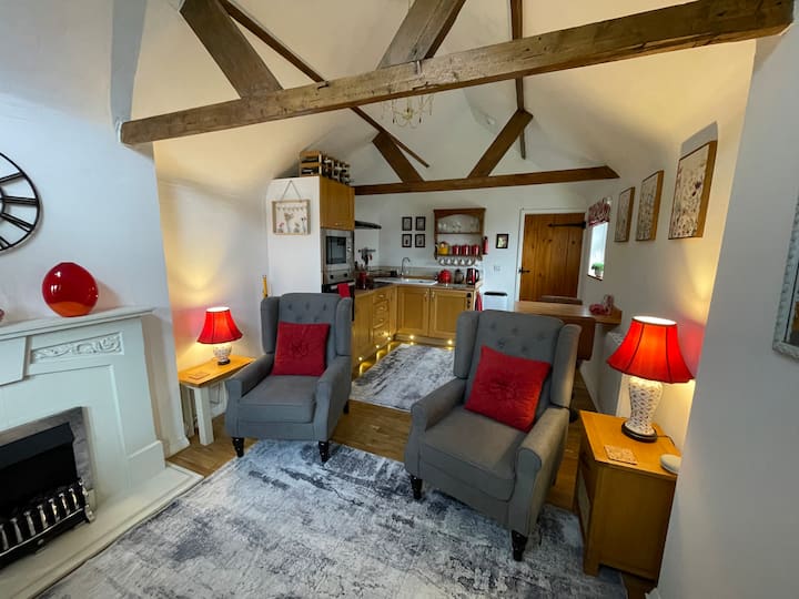 Hereford Hideaway For Two, Quiet And Cosy. - Herefordshire