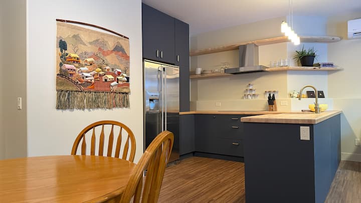 Forest Oasis| A Modern Woodland Retreat 2bd1bth - West Kelowna