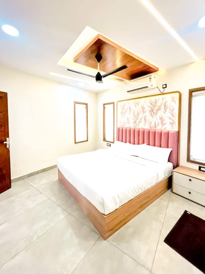 Budget Cozy Stay | Ac + Wifi | Near Varkala/kollam - Kerala