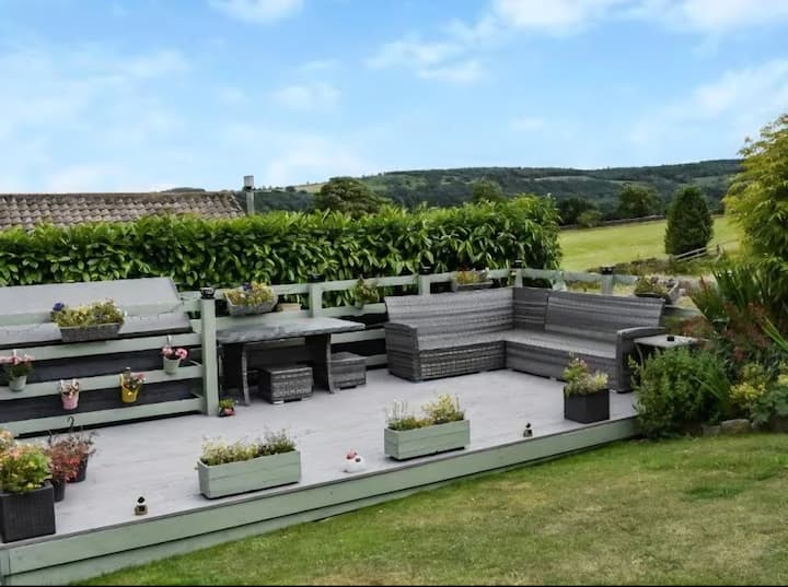 Ladybird Lodge - Goathland