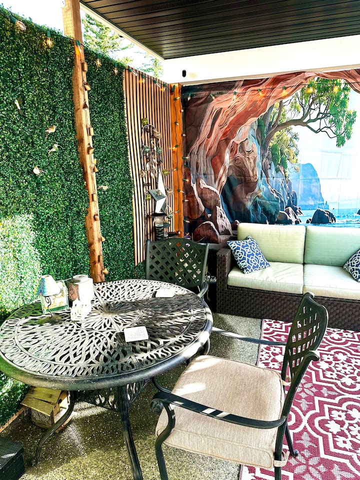 Casa Galerno  One Bedroom Suite In Campbell River - Campbell River