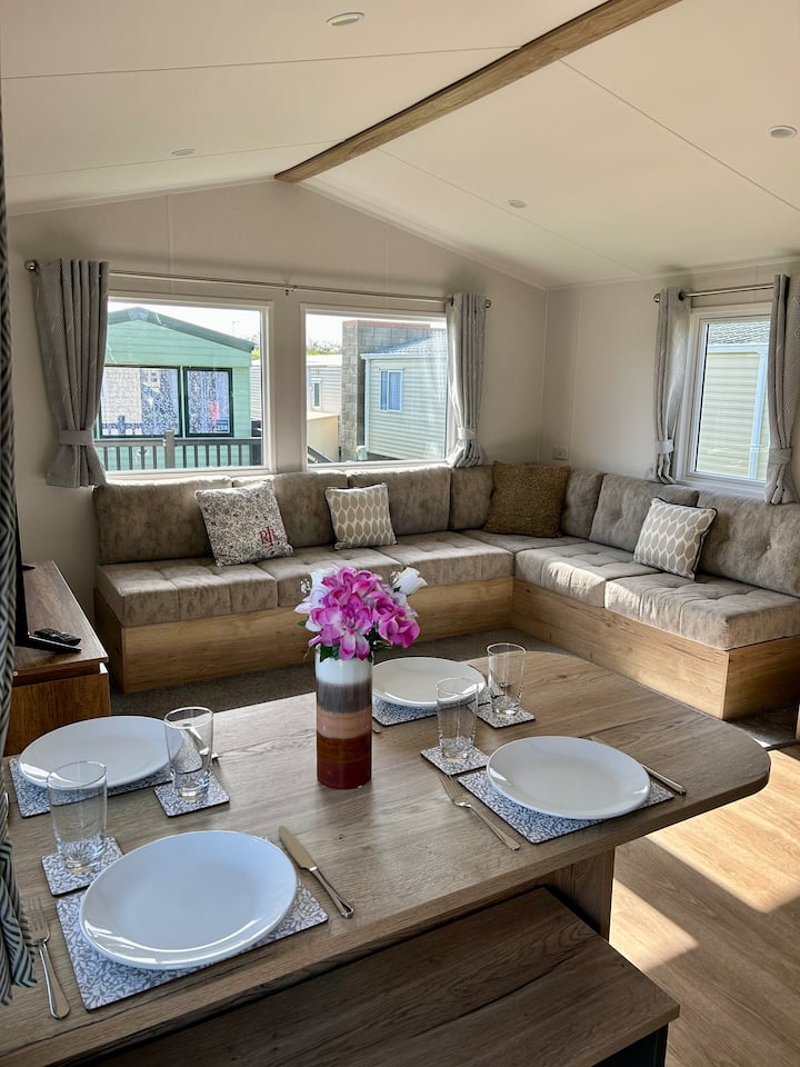 The Seaside Wanderer - Walton-on-the-Naze