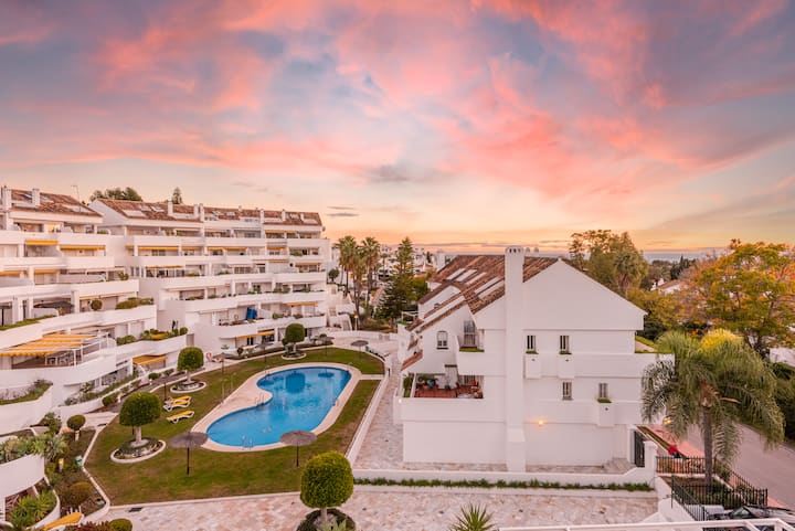 Luxury Penthouse With Private Pool And Sea Views - Marbella